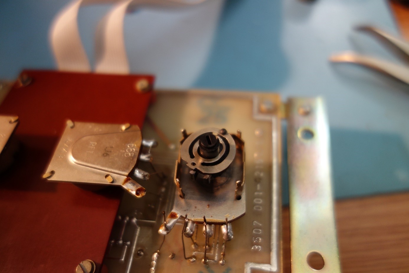 My adventures with the MG-80 burst encoder | ha5kdr.hu – Radio club of ...